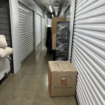 EXTRA SPACE STORAGE - Updated February 2025 - 35 Photos & 55 Reviews ...