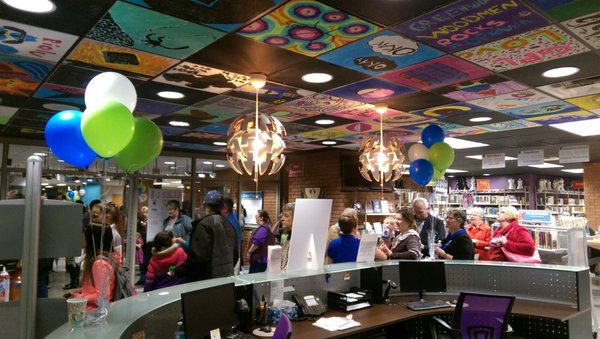 GREENWOOD PUBLIC LIBRARY - Updated November 2025 - 17 Photos & 17 ...