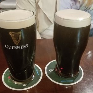 THE GATE CLOCK BAR - Pubs - Dublin Airport, Dublin, Republic of Ireland