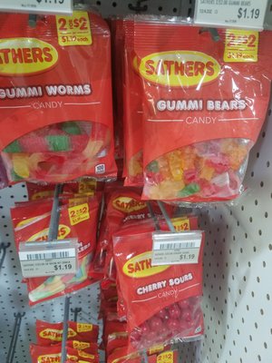 FARLEY’S & SATHERS CANDY - Updated September 2025 - 1 Sather Plz, Round ...