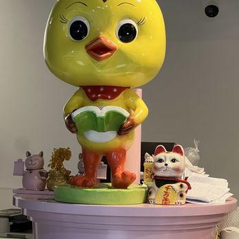 XING YUN - Updated January 2026 - 35 Photos - 110-5507 Airport Way ...