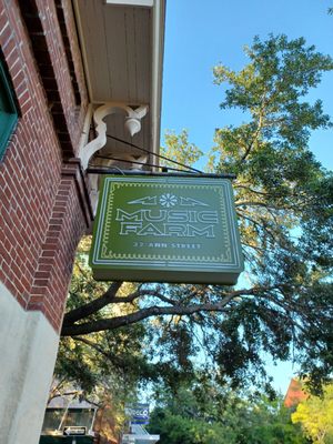 MUSIC FARM - 70 Photos & 82 Reviews - 32 Ann St, Charleston, South ...