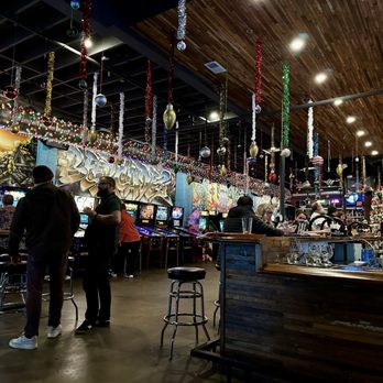 BEERCADE 2 - Updated October 2025 - 66 Photos & 35 Reviews - 1423 S ...