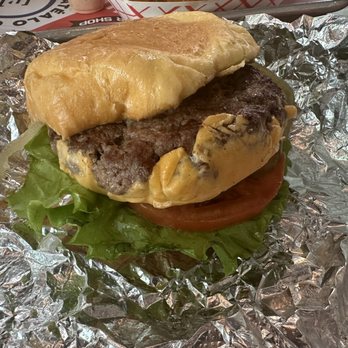 BUNS BURGER SHOP - Updated August 2025 - 327 Photos & 439 Reviews - Av ...