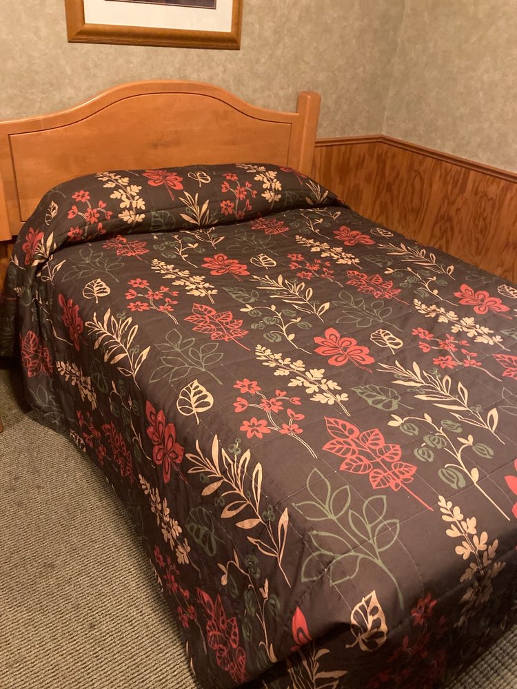 POULSBO INN & SUITES - 27 Photos & 52 Reviews - 18680 State Hwy 305 ...