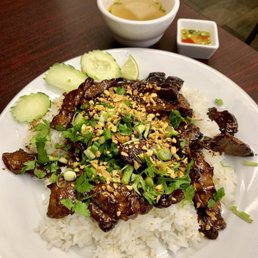 NAING MYANMAR FAMILY RESTAURANT - Updated July 2024 - 277 Photos & 360 ...