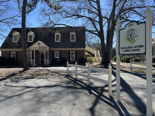 THE ALLERGY, ASTHMA & SINUS CENTER - Updated December 2025 - 27 Photos ...