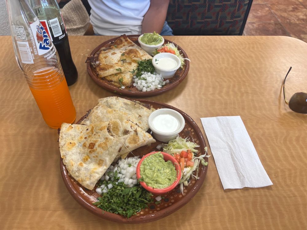 SAN JULIAN MEXICAN RESTAURANT - Updated February 2025 - 6185 E 72nd Ave ...