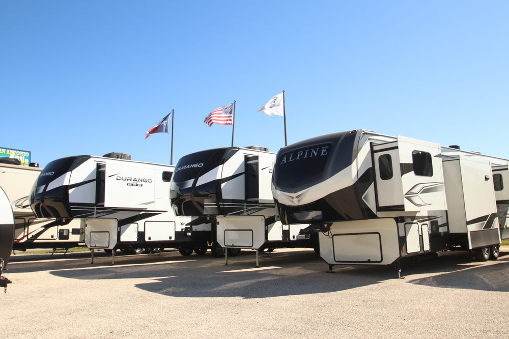 SAN ANTONIO RVS - Updated October 2025 - 51 Photos & 29 Reviews - 4144 ...