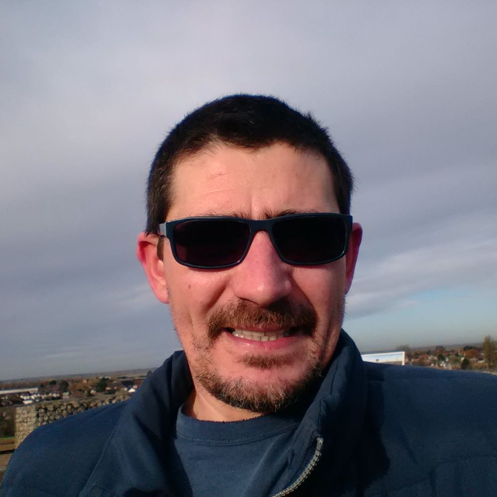 Mark Lysaght's Instagram, Twitter & Facebook on IDCrawl