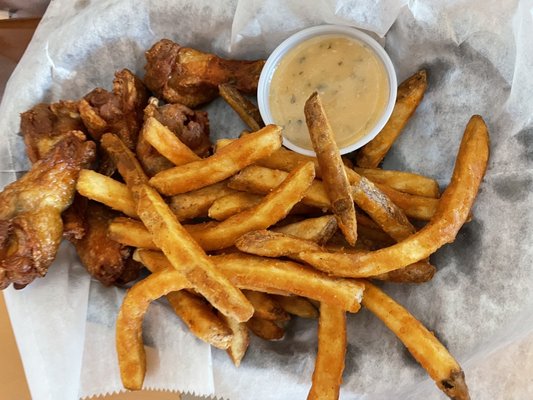 CONCH FLYER - Updated December 2025 - 43 Photos & 28 Reviews - 3495 S ...