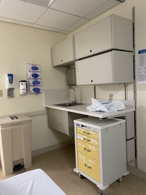 THE VALLEY HOSPITAL - Updated August 2025 - 33 Photos & 227 Reviews - 4 Vly Health Plz, Paramus ...