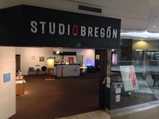 STUDIOBREGÓN - Updated December 2025 - 13 Photos - 13331 Preston Rd ...