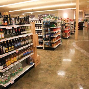 SUFFIELD VILLAGE MARKET - Updated April 2025 - 68 Bridge St, Suffield ...