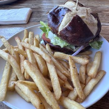 OPEN OUTCRY BREWING COMPANY - Updated December 2025 - 284 Photos & 294 ...