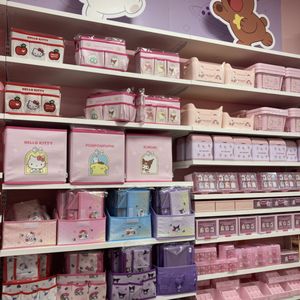 MINISO - Updated May 2025 - 25 Photos - 459 Brandon Town Center Dr ...