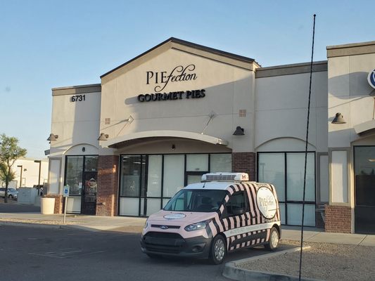 PIEFECTION - Updated April 2025 - 102 Photos & 347 Reviews - 6731 E ...