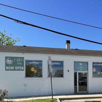 CAFE 44 - Updated December 2025 - 128 Photos & 35 Reviews - 9144 ...