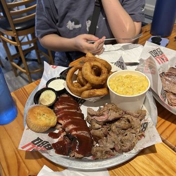 CALI BBQ - Updated December 2025 - 2800 Photos & 3414 Reviews - 8910 ...