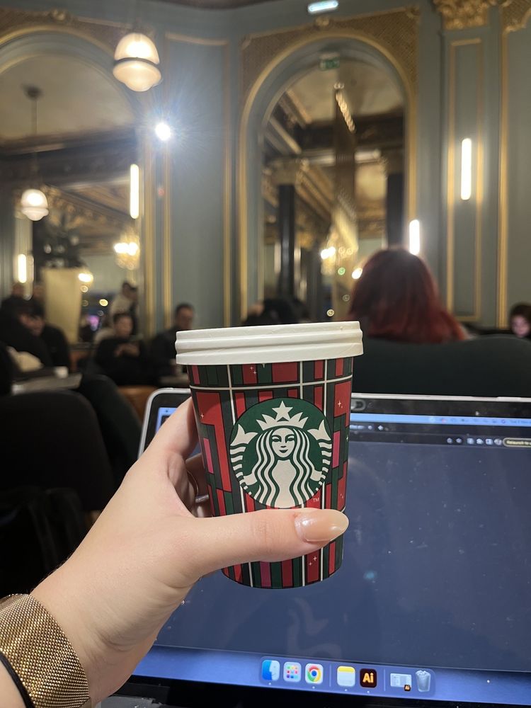 STARBUCKS - Updated May 2026 - 23 Photos & 90 Reviews - 26 avenue de l ...