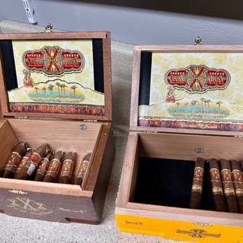 BUTLER CIGARS & SMOKING LOUNGE - Updated October 2025 - 11 Photos - 361 ...