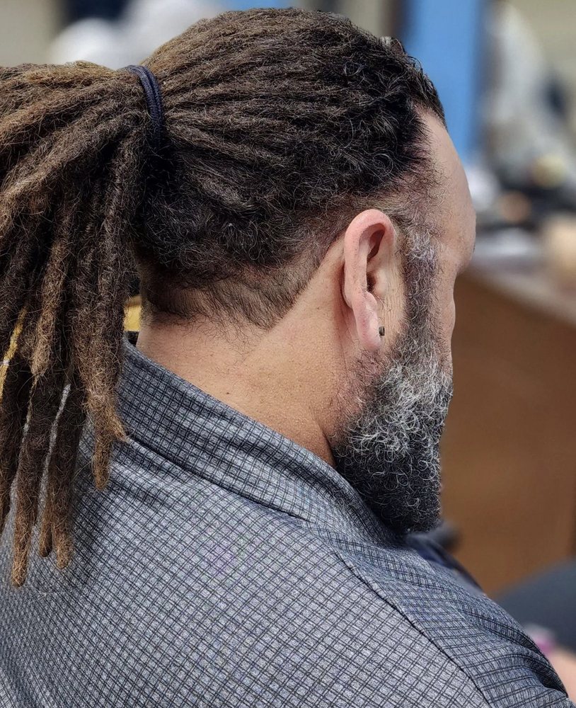 STEPPIN RAZOR - 61 Photos - Hunters Creek, FL - Yelp