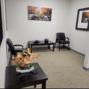 KENNETH GRIER, MD - Updated October 2025 - 10 Reviews - 18564 Outer ...