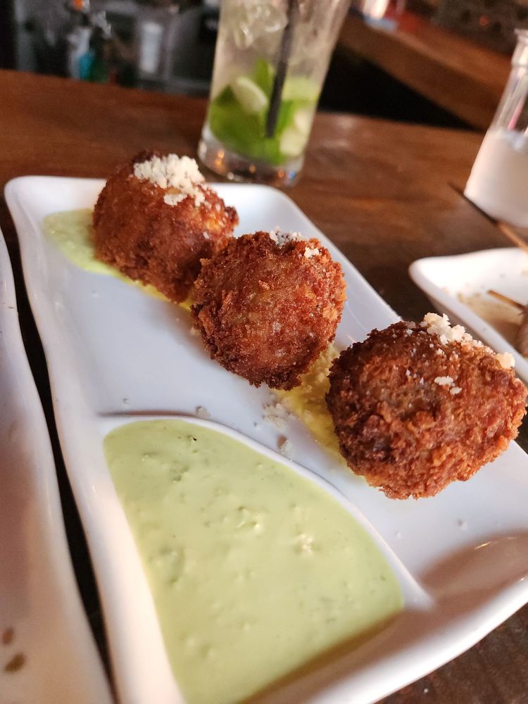 BODEGA BAR - 139 Photos & 100 Reviews - 1223 Walnut St, Philadelphia ...