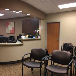 ALEX V ZAND, MD - Updated October 2025 - 67 Reviews - 1010 W La Veta ...