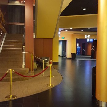 SHOWCASE CINEMA DE LUX LEGACY PLACE - Updated October 2025 - 111 Photos ...