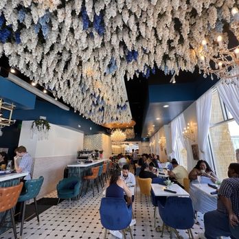 THE BLOOM LOUNGE - Updated November 2024 - 394 Photos & 186 Reviews ...