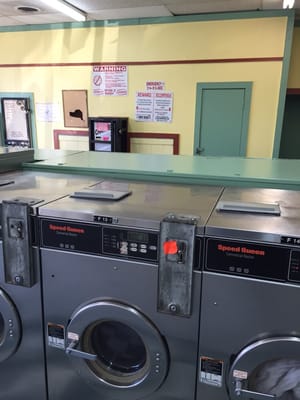 KWIK WASH LAUNDRY - Updated January 2026 - 816 N Fitzhugh Ave, Dallas ...
