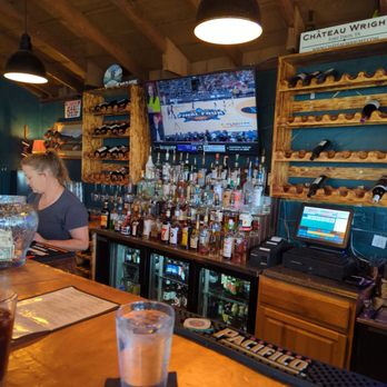 BLUE MOUNTAIN BAR & GRILL - Updated January 2026 - 138 Photos & 232 ...