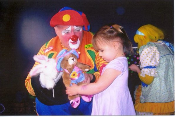 BUG A BOO THE CLOWN - Updated December 2025 - 53 Collins Dr, Ashville ...