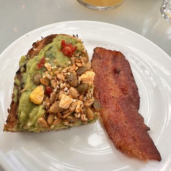 BEATRIX - Updated August 2024 - 3089 Photos & 2532 Reviews - 519 N ...