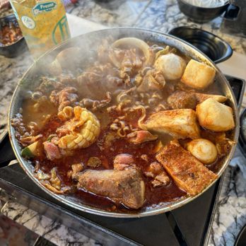 J POT MINI HOT POT & BAR - Updated November 2024 - 1365 Photos & 786 ...