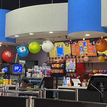 BALL FACTORY PLAYGROUND | PARTY | CAFÉ - Updated April 2024 - 303 ...