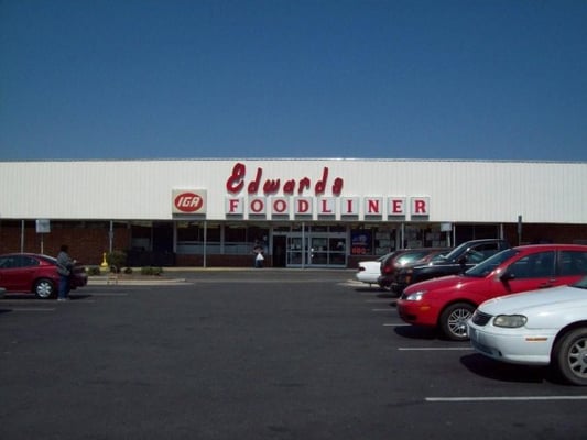 CARLIE C’S IGA - Updated December 2025 - 721 N Brightleaf Blvd ...