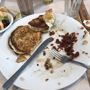 MARCONI CLUB - Updated November 2025 - 14 Photos - 120 Clarke Road ...