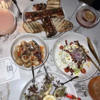 MIDDLE CHILD - Updated April 2025 - 614 Photos & 186 Reviews - 3900 ...