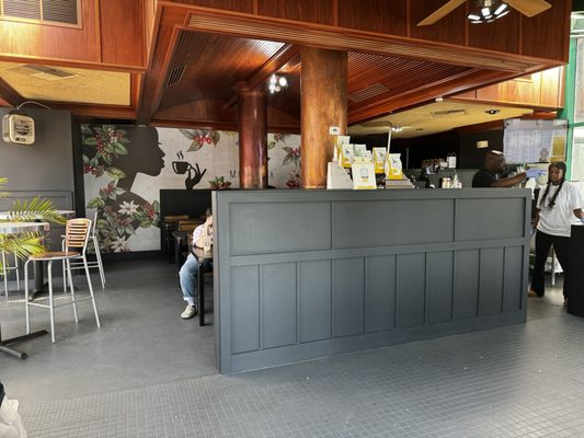 MATRIARCH COFFEE - Updated June 2025 - 77 Photos & 36 Reviews - 201 E ...