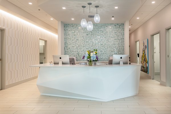 HELLO SMOOTH MED SPA - Updated December 2024 - 24 Photos & 49 Reviews ...