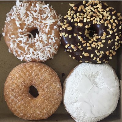 WINCHELL’S DONUTS - 170 Photos & 85 Reviews - Donuts - 2447 E Plaza ...