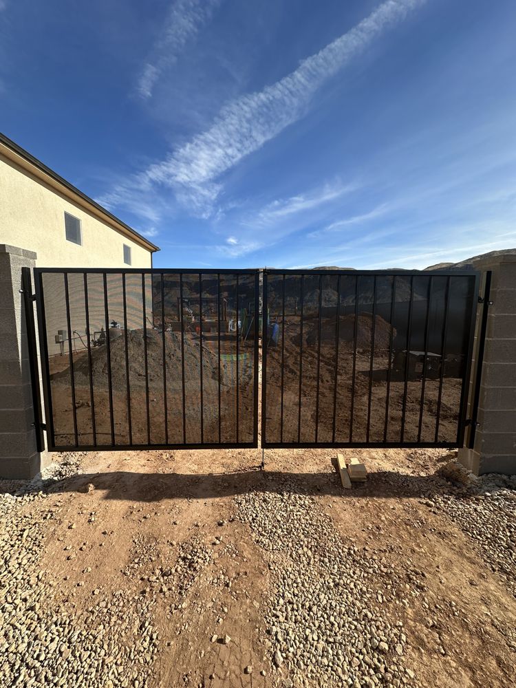 DESERT DESIGN GATES & FENCING - Updated October 2025 - 15 Photos ...
