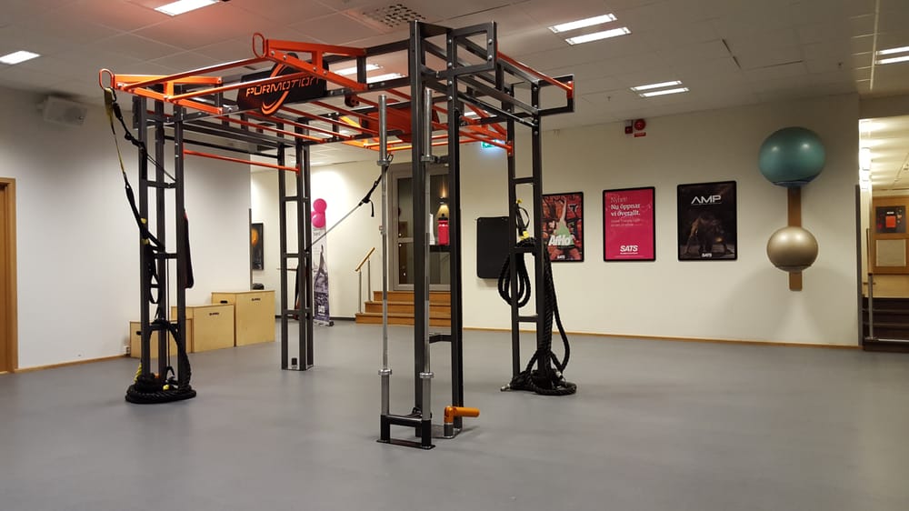 SATS - 10 Photos - Warfvinges Väg 47, Stockholm, Sweden - Yelp