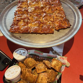 IMO’S PIZZA - Updated October 2025 - 61 Photos & 124 Reviews - 11552 W ...