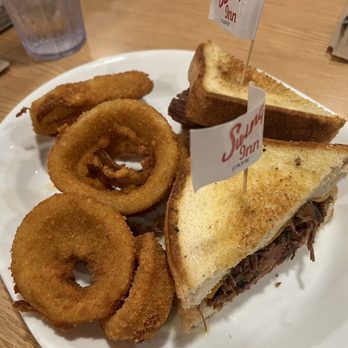 SWING INN CAFE & BBQ - Updated May 2024 - 1049 Photos & 1292 Reviews ...