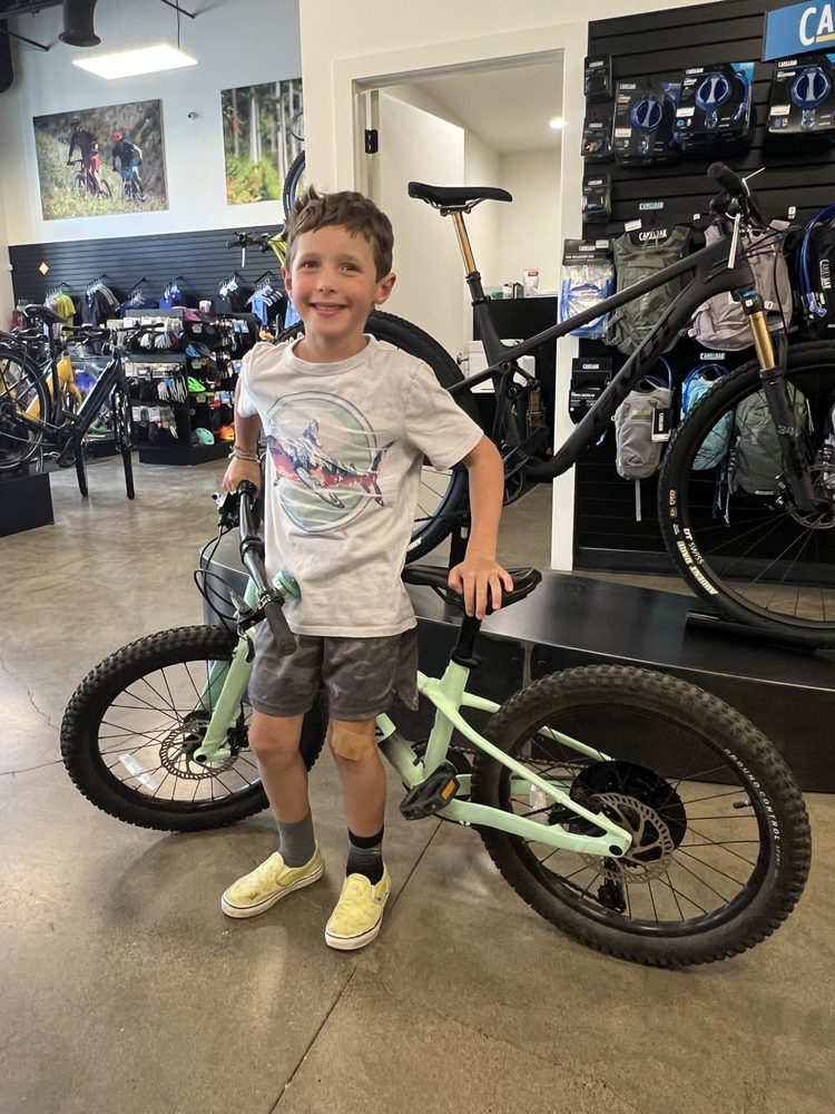 STORM CYCLES - Updated December 2025 - 48 Reviews - 1153 Center Dr ...