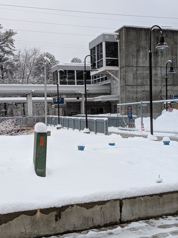 AMTRAK/MARC - BWI RAIL STATION - 83 Photos & 93 Reviews - Train ...