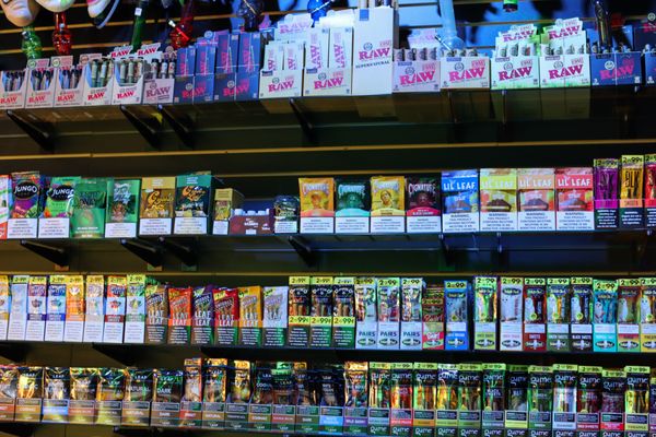 SKYWALKER SMOKE SHOP - ORLANDO - Updated July 2025 - 31 Photos - 8821 ...